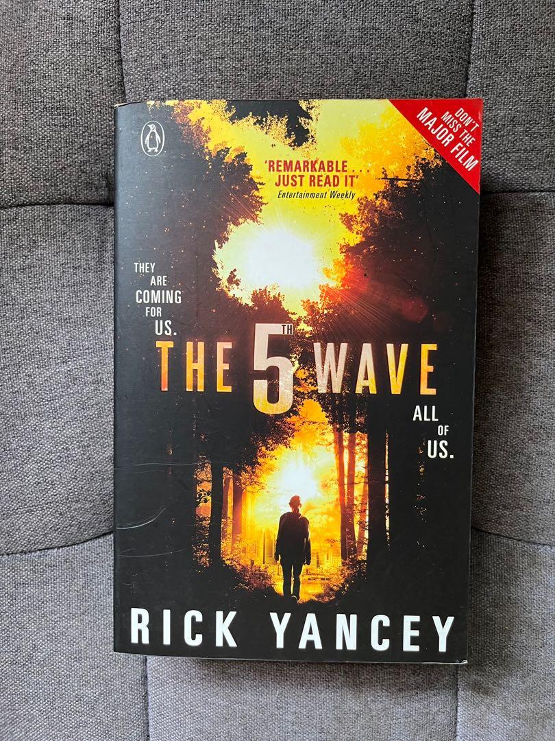 The 5th Wave by Rick Yancey (YA Fiction), Hobbies & Toys, Books ...