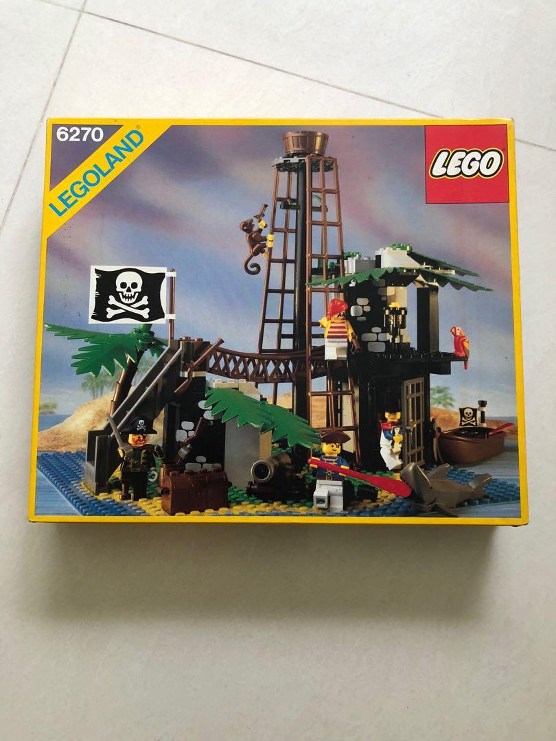 Vintage Lego Pirate Island / Royal Guards / Misc set, Hobbies & Toys ...