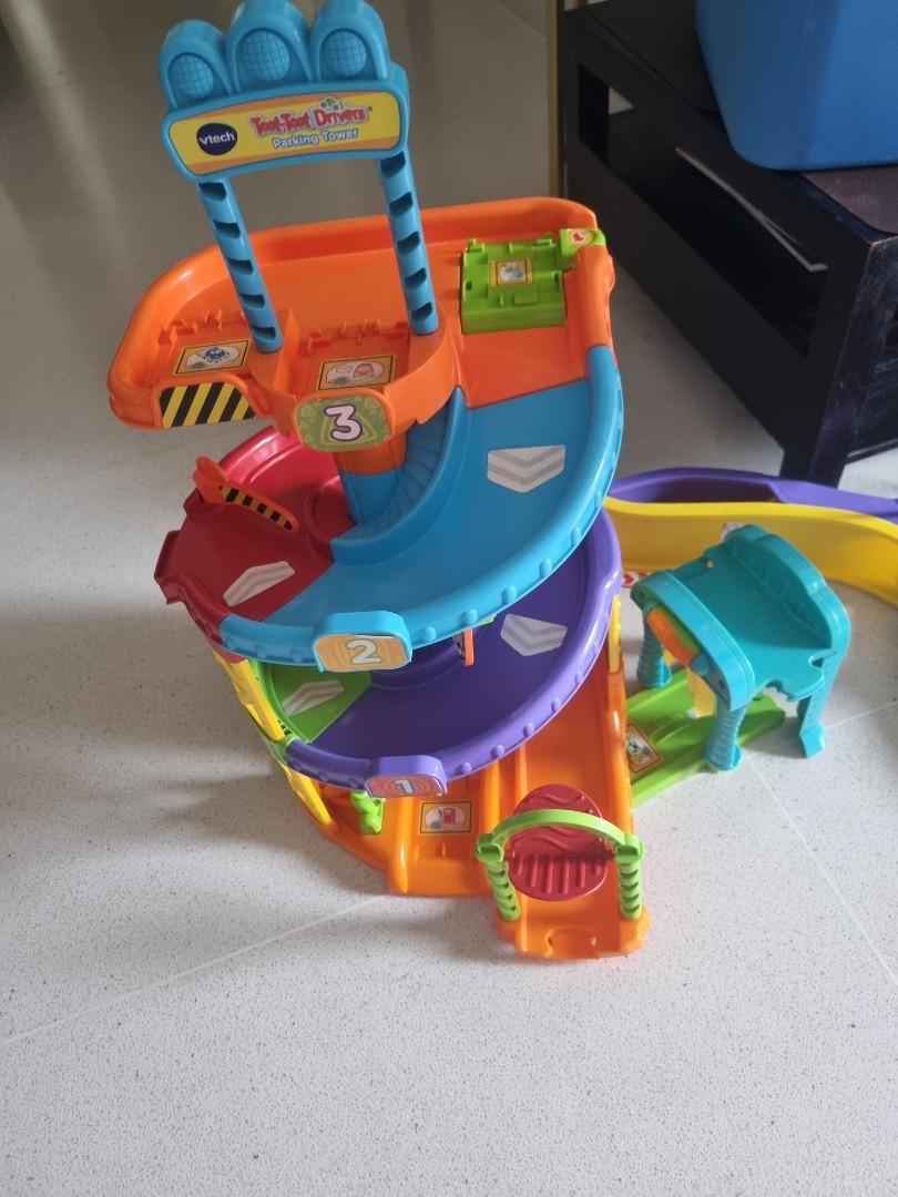 Vtech car washing tower, Babies & Kids, Infant Playtime on Carousell