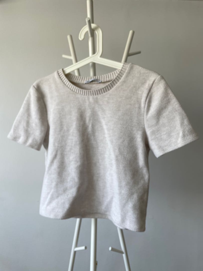 Zara knit/Wool top, Women's Fashion, Tops, Shirts on Carousell