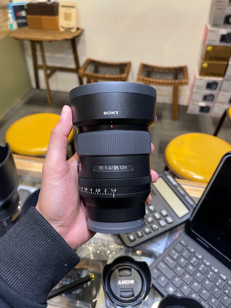 35mm f1.4 Gmaster Sony, Photography on Carousell