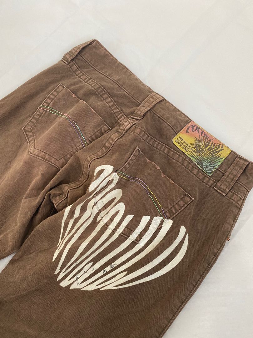 Cocolulu Heart Shape Pants, Women's Fashion, Bottoms on Carousell