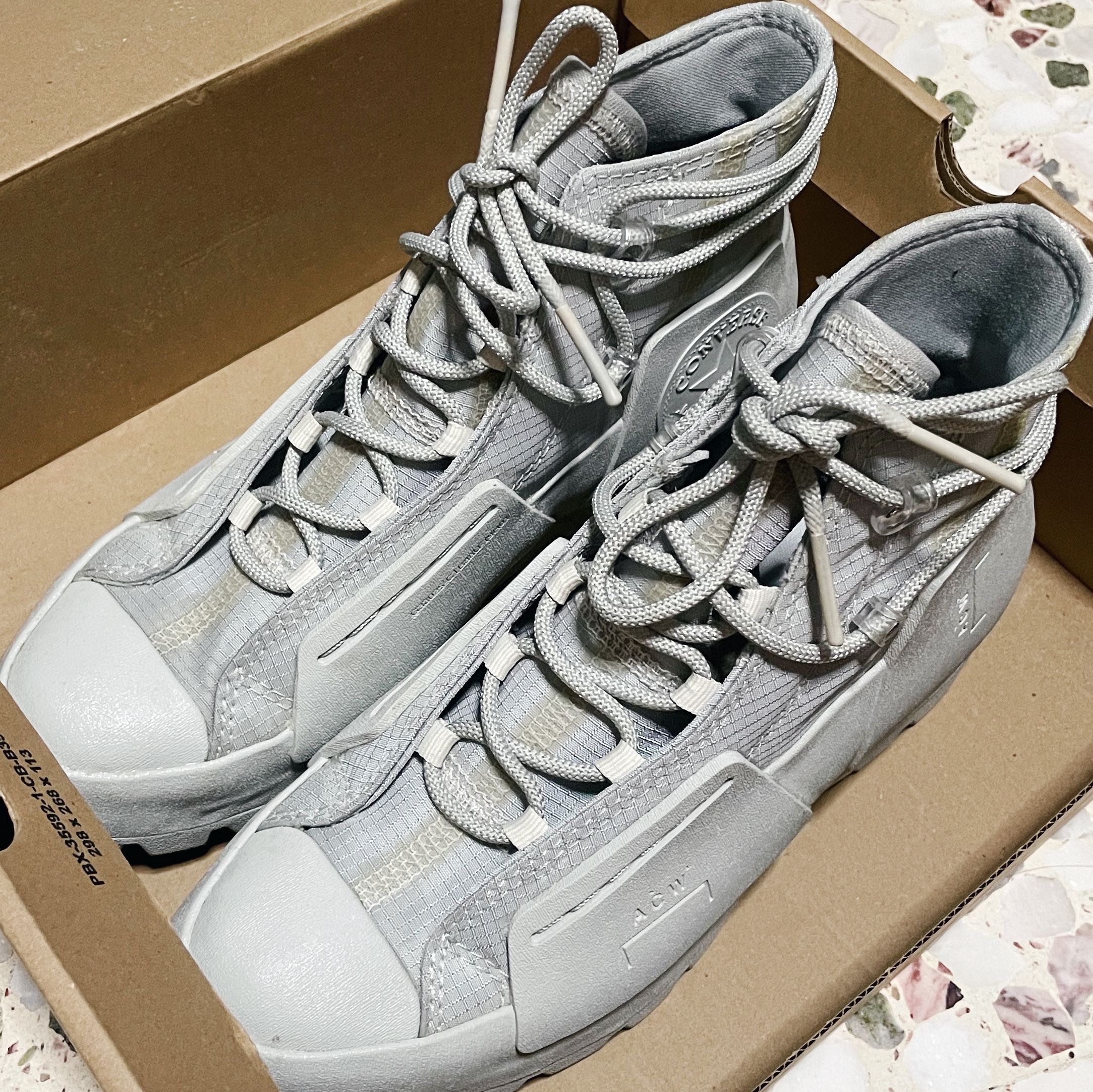 Converse ACW Chuck Taylor All-Star Lugged Hi, Women's Fashion, Footwear ...