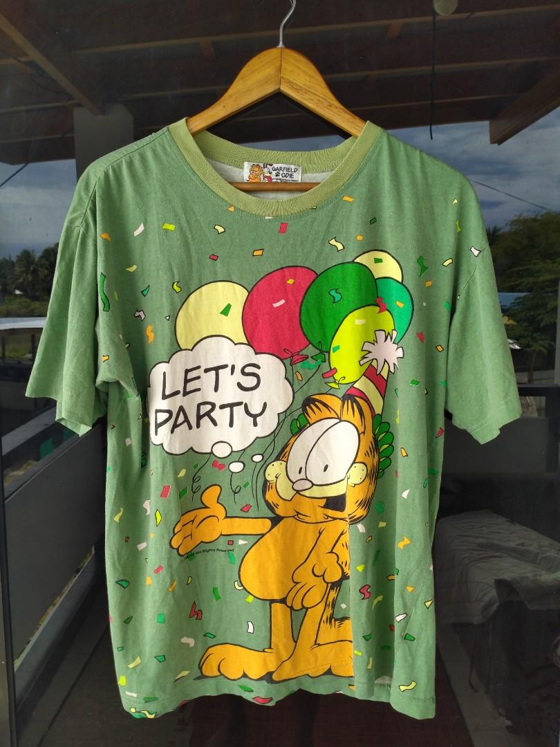 Garfield official merchandise (AOP), Men's Fashion, Tops & Sets ...