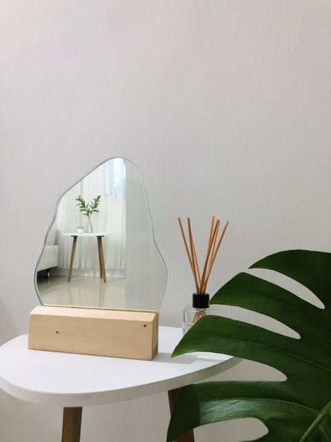 kaca aesthetic, Perabotan Rumah di Carousell