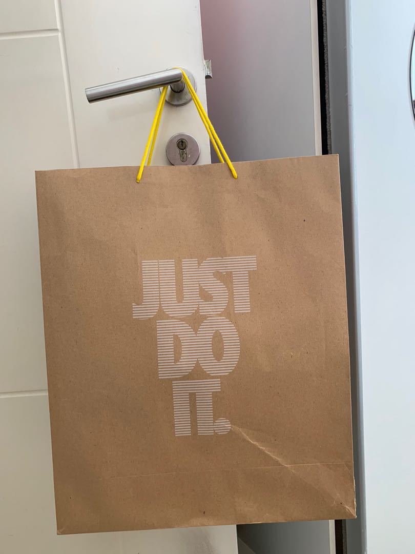 NIKE Paperbag Original, Fesyen Wanita, Tas & Dompet di Carousell