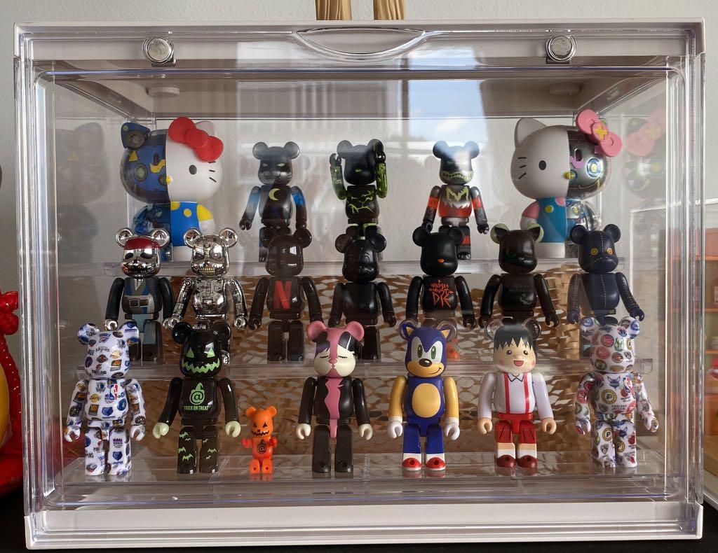 Pop mart Bearbrick Molly Arcylic Display box, Hobbies & Toys, Toys ...