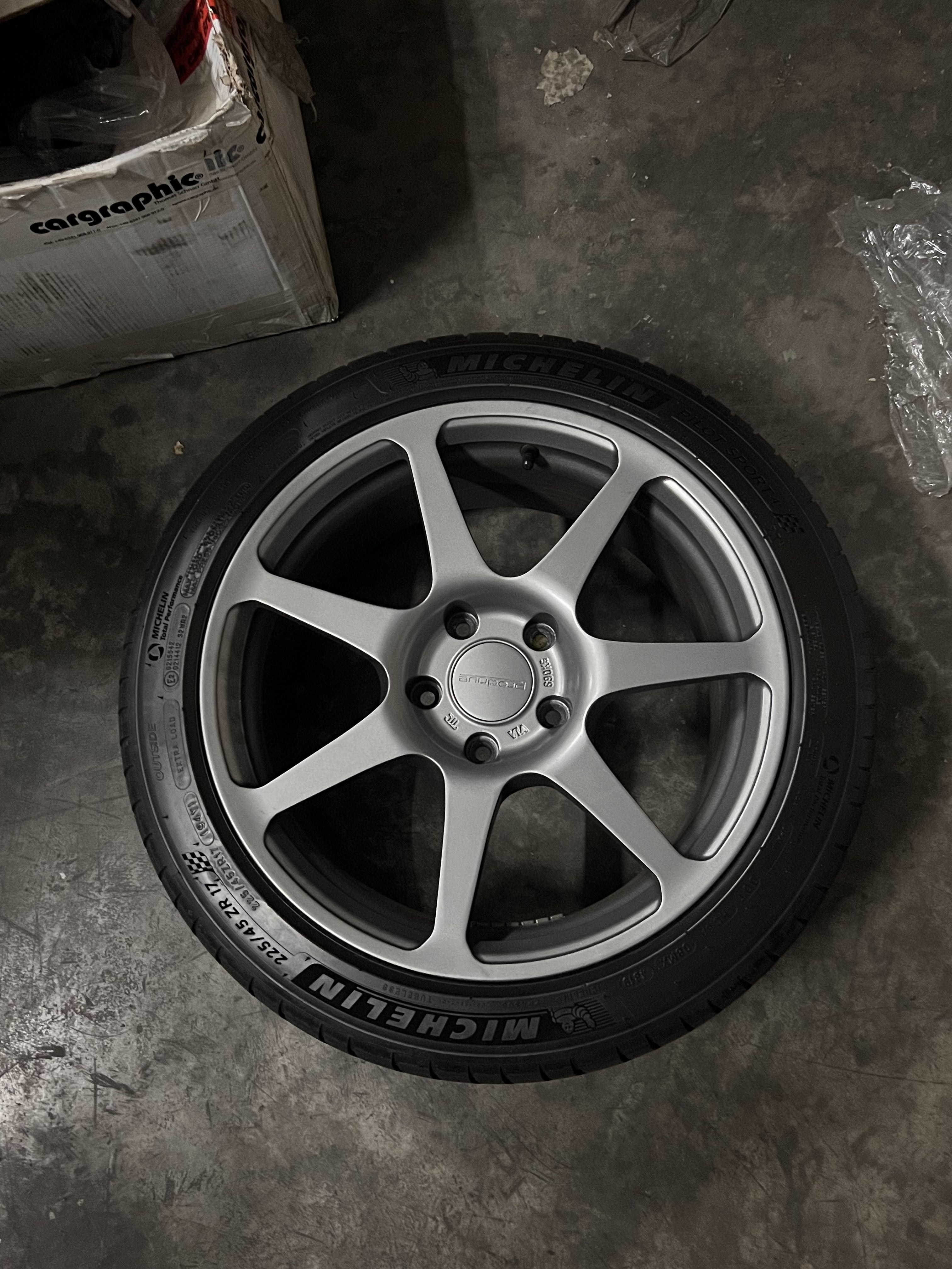 Prodrive GC07 Forged Rims w/ Michelin PS4 Tyres, Car Accessories ...
