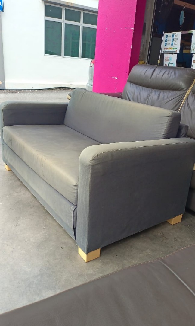 SOFA CLEAR, Furniture & Home Living, Furniture on Carousell