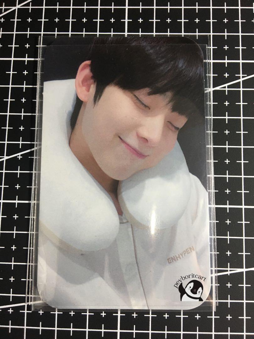 Sunoo Neckpillow PC Set, Hobbies & Toys, Memorabilia & Collectibles, K ...