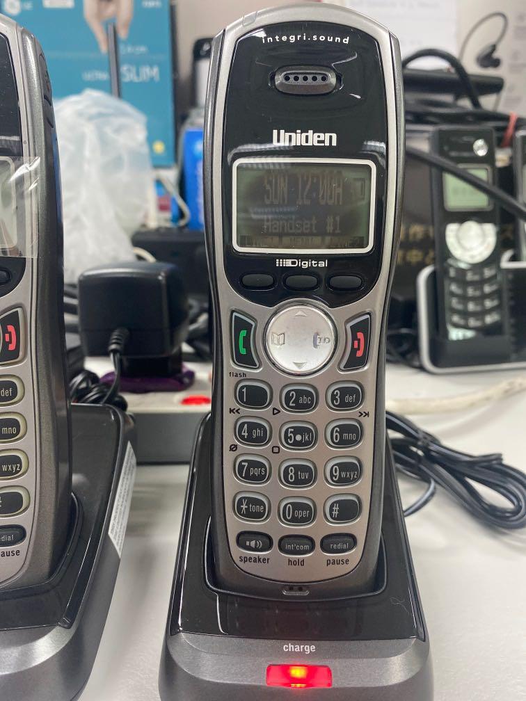 Uniden TRU9496 2 line phone 5.8 ghz digital combo telephone (corded + 4 ...