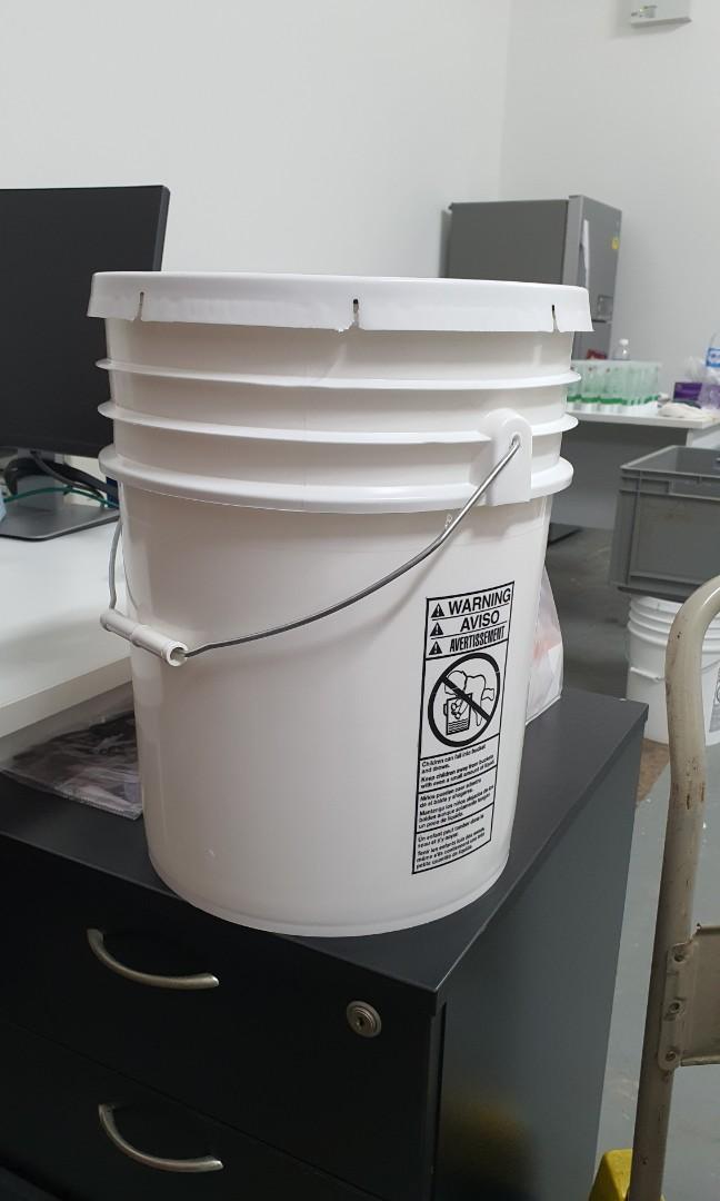 5 Gallon Recycled Pails, Everything Else on Carousell