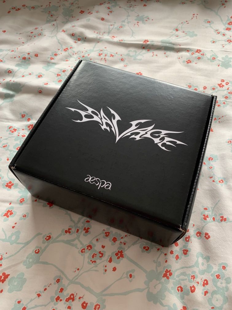 Official MD Aespa Savage Deluxe Box cap sgs exclusive Karina Winter ...