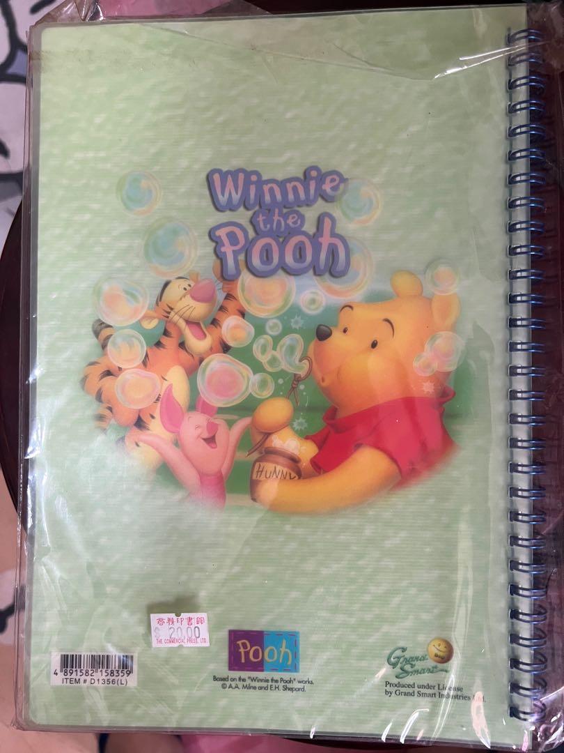 半價！全新Disney A4 Winnie the Pooh 小熊維尼記事簿, 興趣及遊戲, 手作＆自家設計, 文具 - Carousell