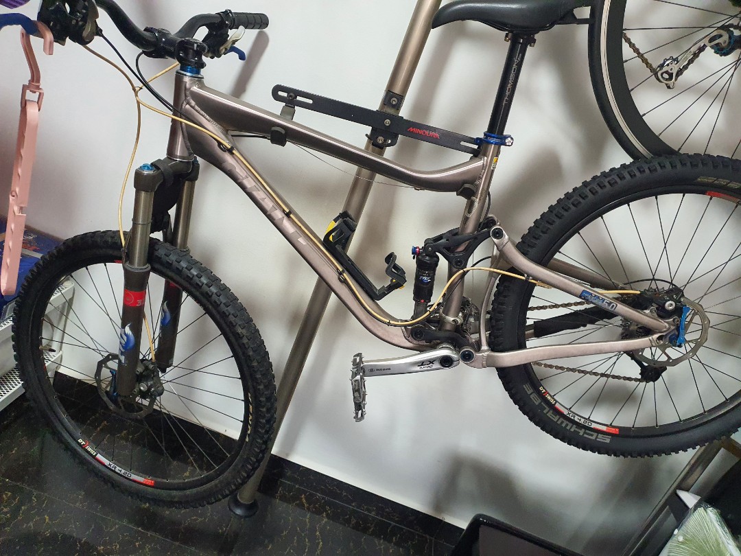 Giant full sus mtb mountain bike, Sports Equipment, Bicycles & Parts ...
