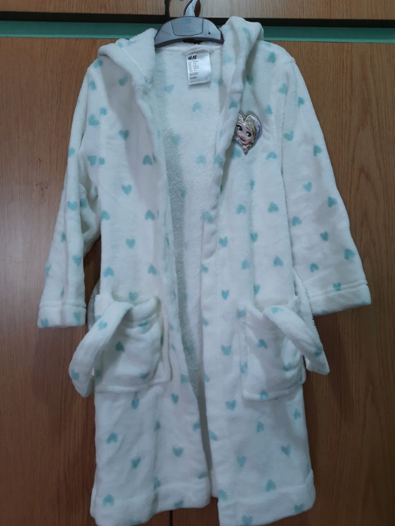 H&M Frozen Elsa bathrobe for 4 to 6yrs old, Babies & Kids, Babies ...