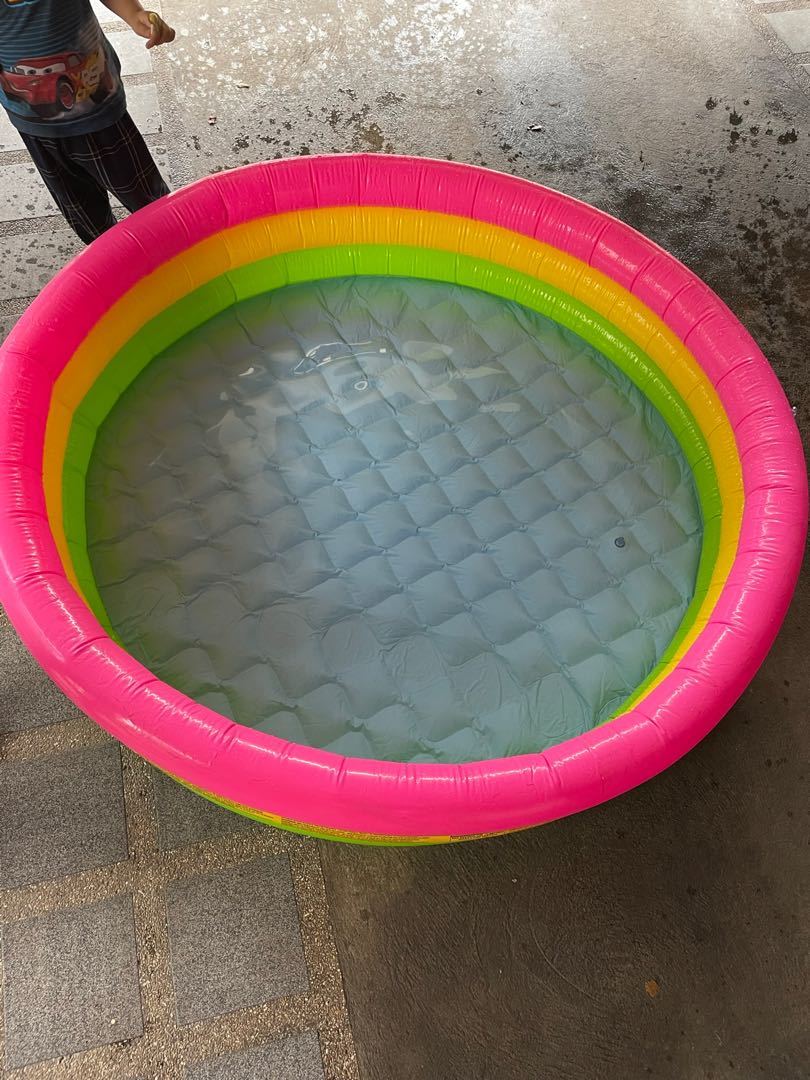 Intex inflatable pool, Sports Equipment, Other Sports Equipment and ...