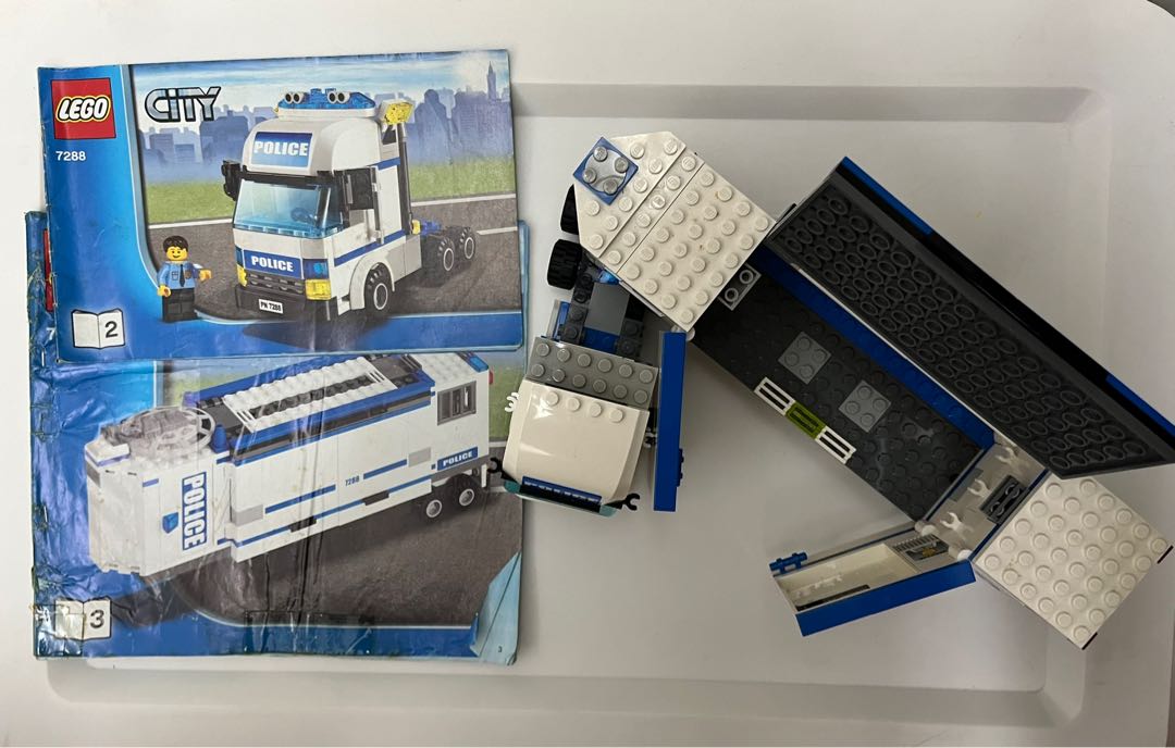 LEGO City 7288, Hobbies & Toys, Toys & Games on Carousell