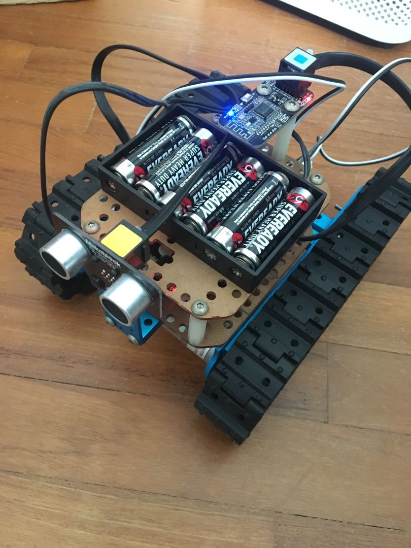 Official Makebock robot kit - seldom used, Hobbies & Toys, Toys & Games ...