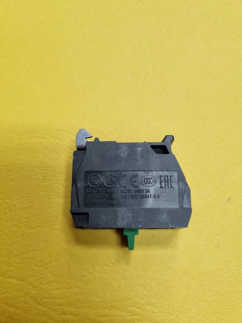 Schneider, ZEN-L1111, TV & Home Appliances, Electrical, Adaptors ...