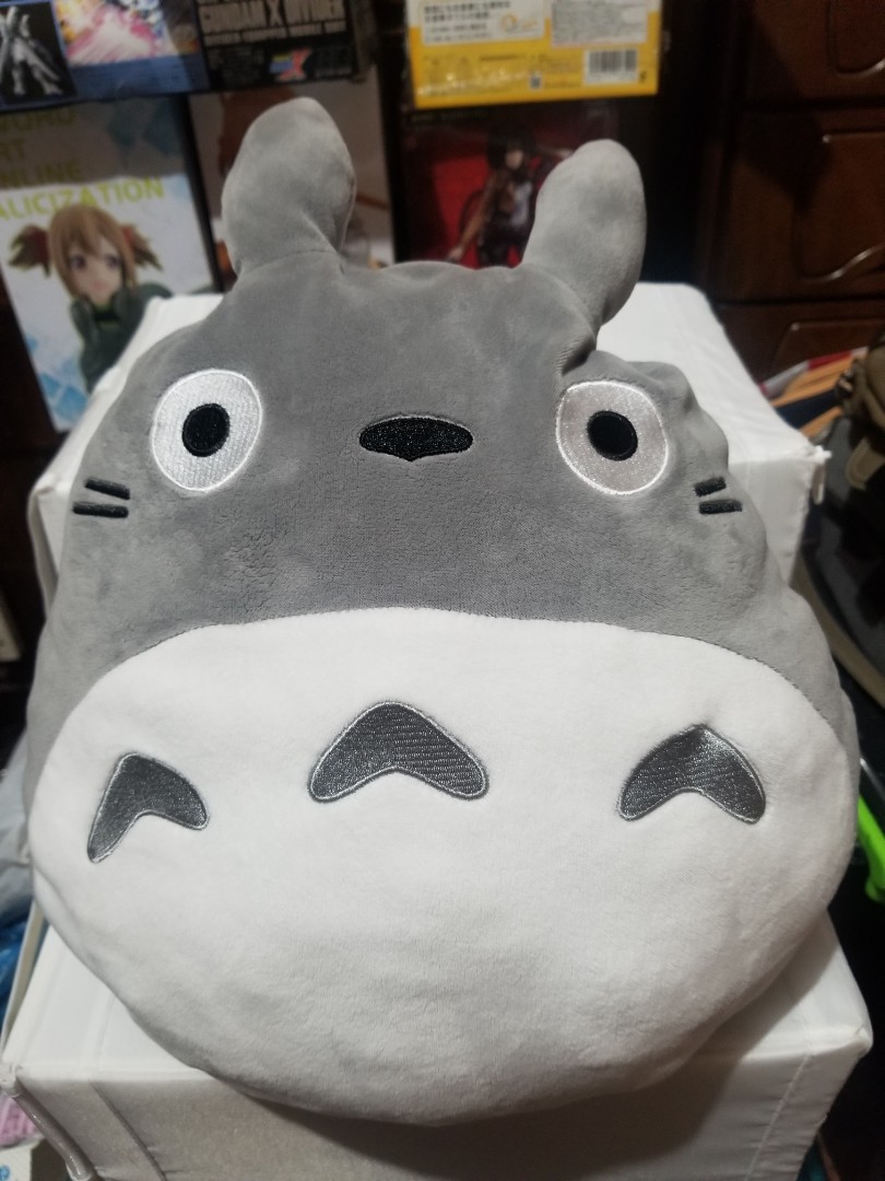 My Neighbor Totoro - Totoro Pillow Plushie / Stuffed Toy (Sun Arrow ...