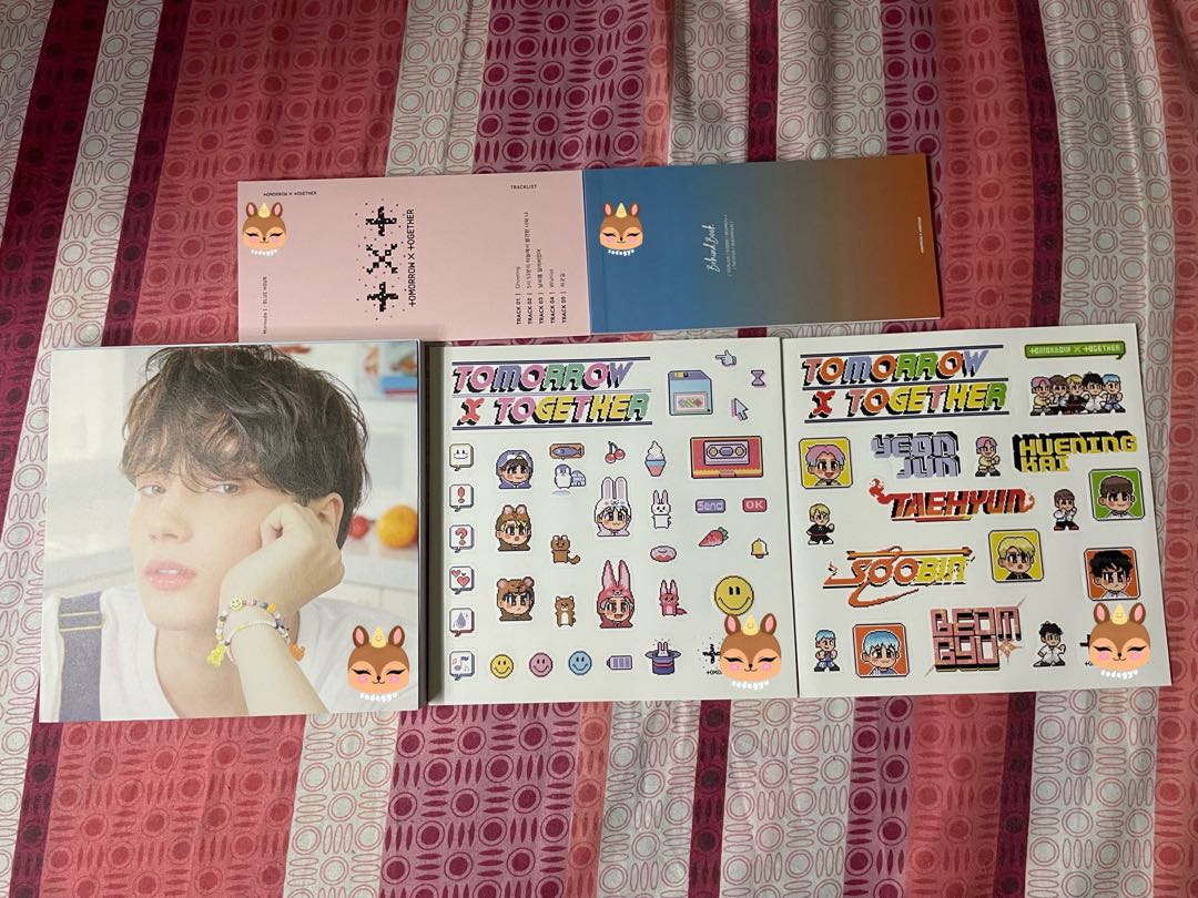 txt minisode1: blue hour unsealed albums (r, ar, vr version), Hobbies ...