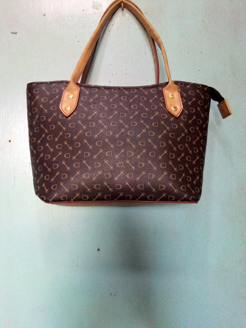 Why Bags, Luxury, Bags & Wallets on Carousell