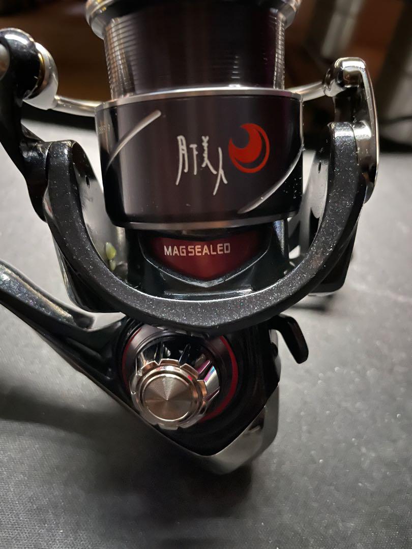 2020 DAIWA GEKKABIJIN X LT 2000S spinning reel, Sports Equipment, Fishing on Carousell