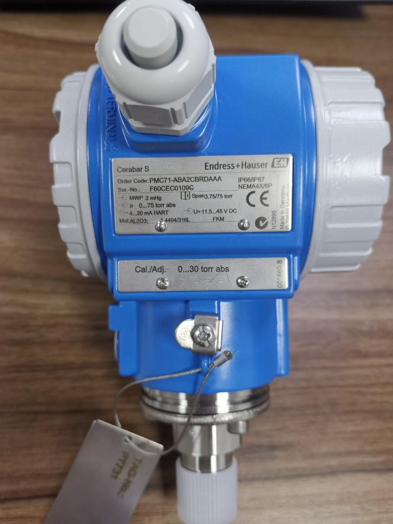 Absolute and gauge pressure Cerabar PMC71, Everything Else on Carousell