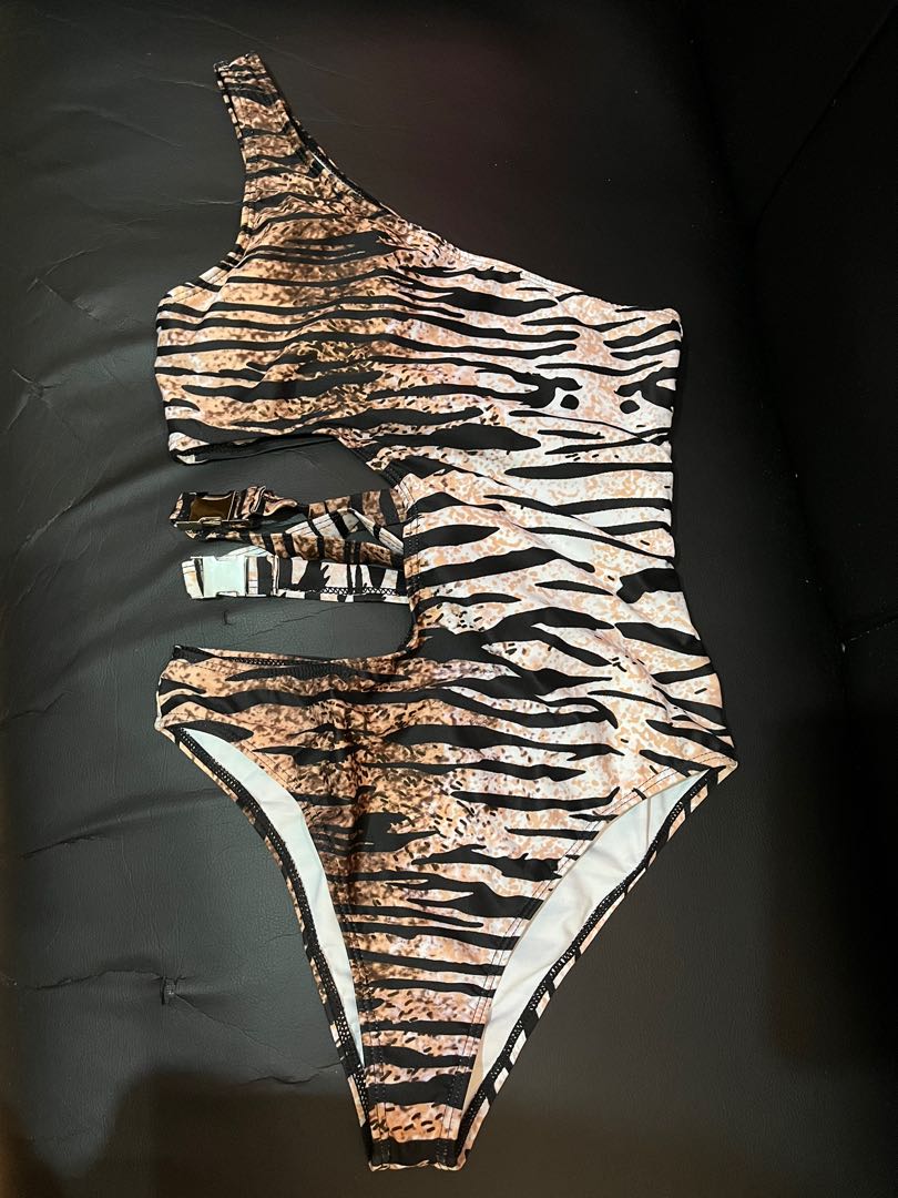 Animal print one piece small size, Women's Fashion, Swimwear, Bikinis ...