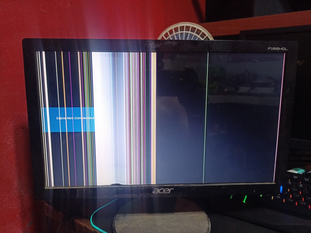 DEFECTIVE Monitor, Computers & Tech, Parts & Accessories, Monitor ...