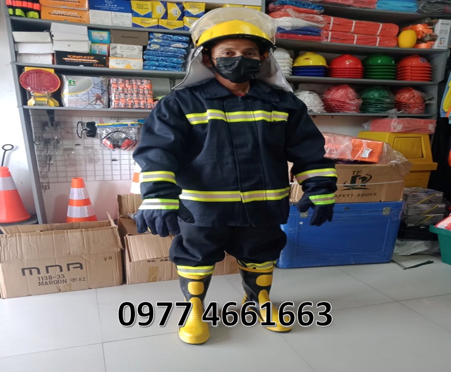 Fireman suit set 37, Commercial & Industrial, Industrial Equipment on ...