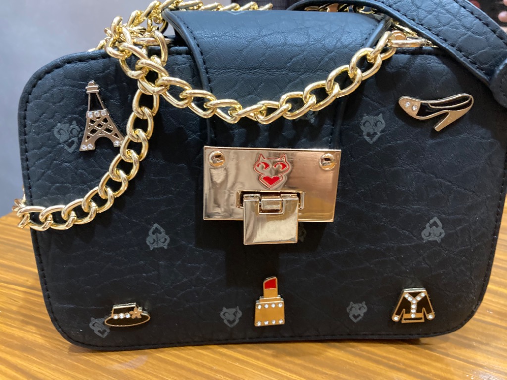 Idea win Korea Sling Bag, Women's Fashion, Bags & Wallets, Purses ...