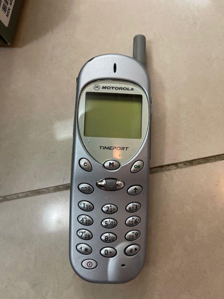 Motorola timeport 復古手機 懷舊 收藏, 手機及配件, 電子周邊配件及產品, 固定器及支架在旋轉拍賣