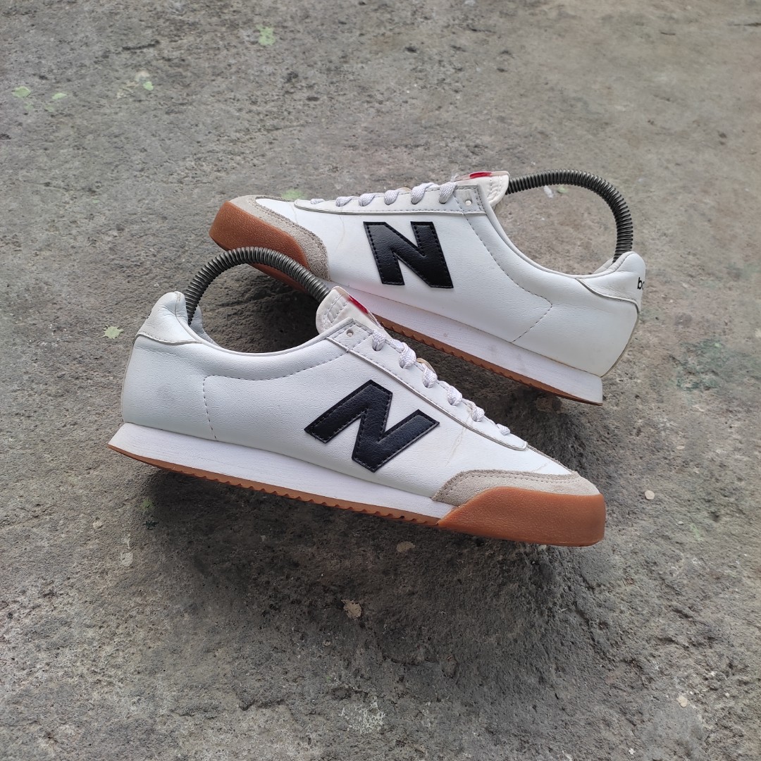 New Balance 360 D White, Women's Fashion, Footwear, Sneakers on Carousell