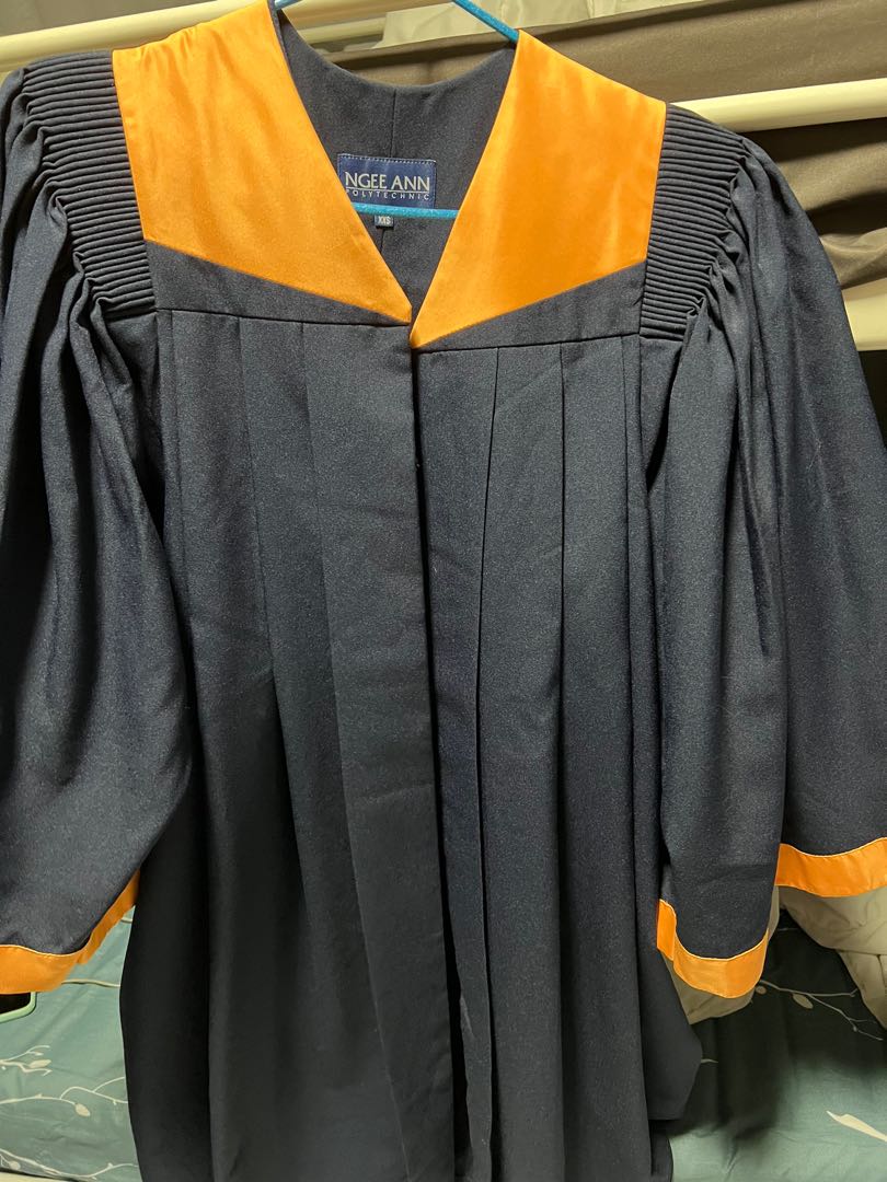 Ngee Ann Graduation Gown, Women's Fashion, Dresses & Sets, Evening ...
