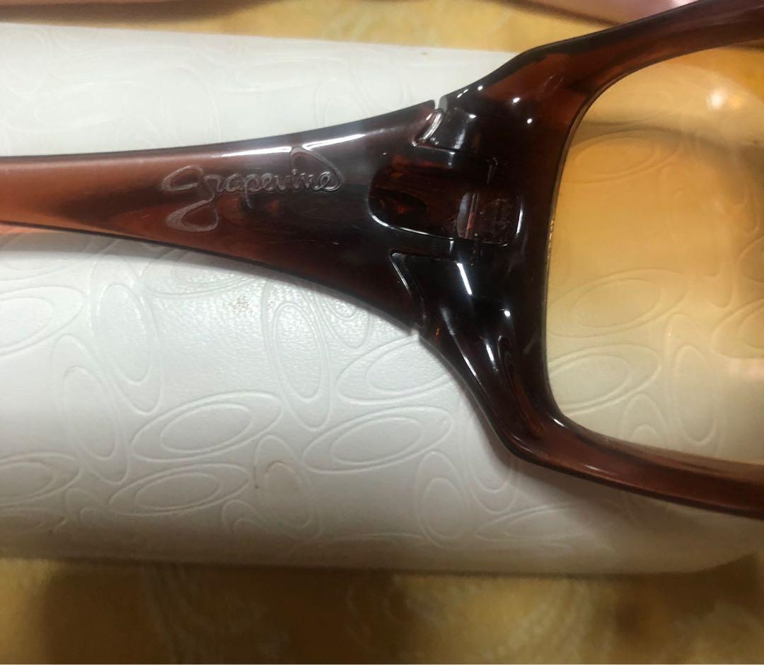 OAKLEY GRAPEVINE BROWN GRADIENT SUNGLASSES, Women's Fashion, Watches ...