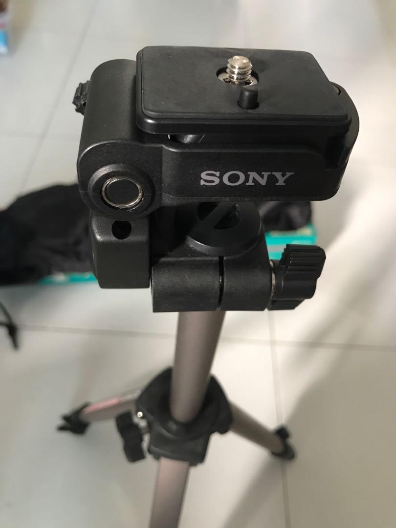 Sony Remote Control Tripod VCT-D480RM, Photography, Photography ...