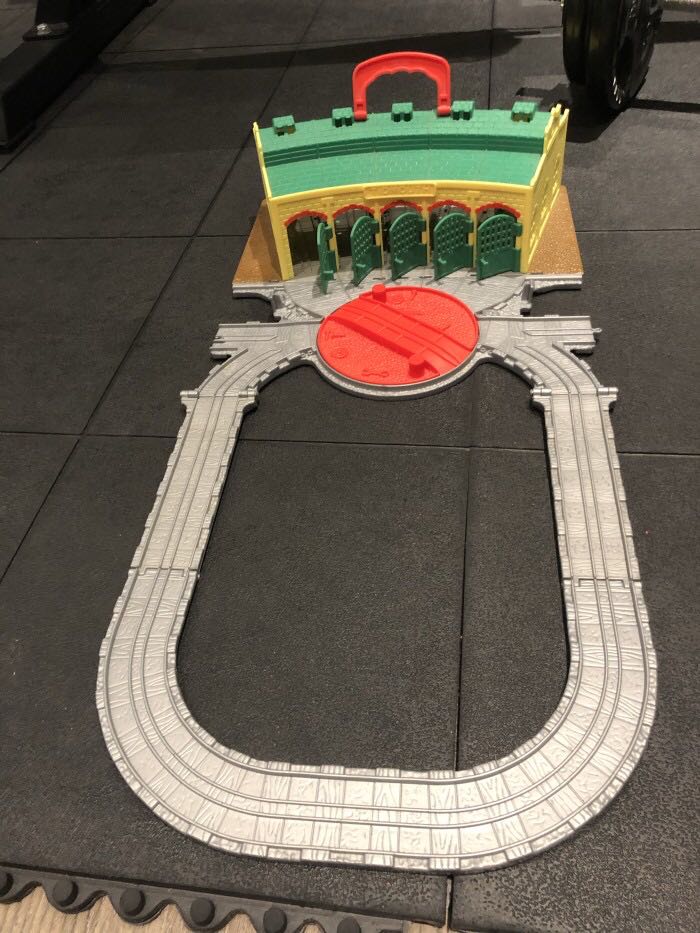 Thomas & Friends Trackmaster Station, Toys & Collectibles, Mainan di ...