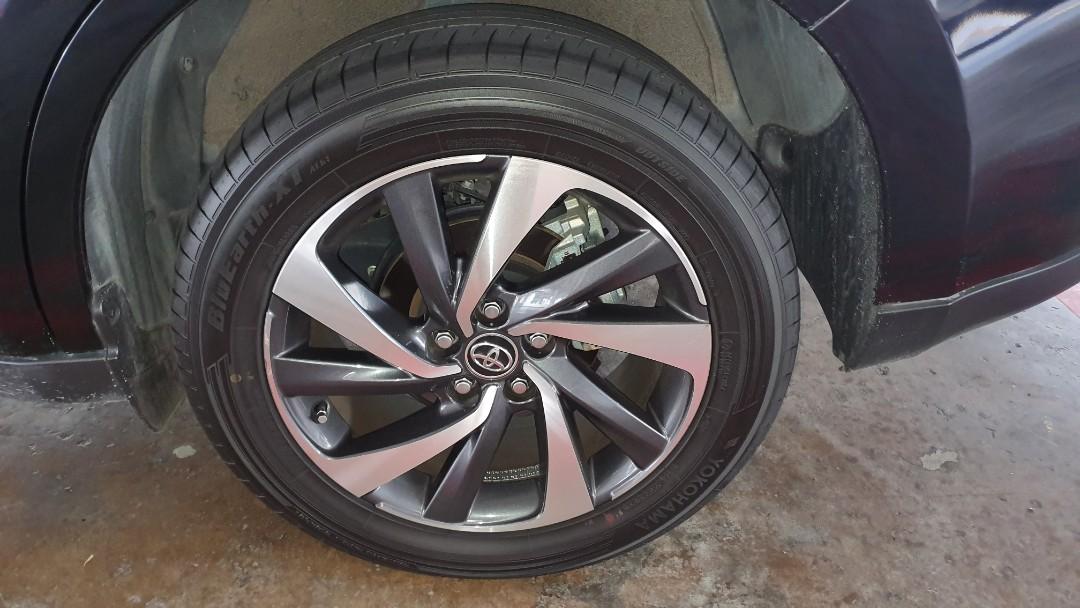 Toyota Harrier Turbo M 2019 original 18" rims with yokohama tyres, Car ...
