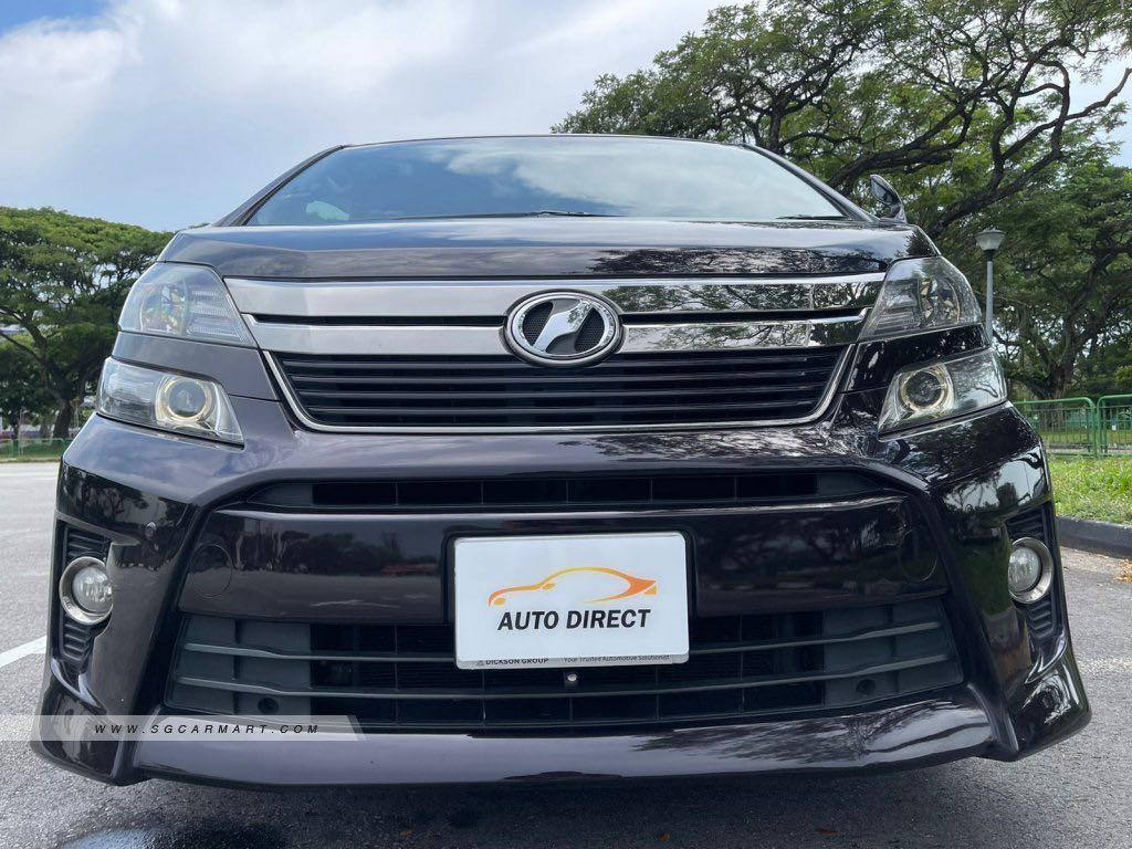 Toyota Vellfire 2.4A Z Golden Eyes II Auto, Cars, Used Cars on Carousell