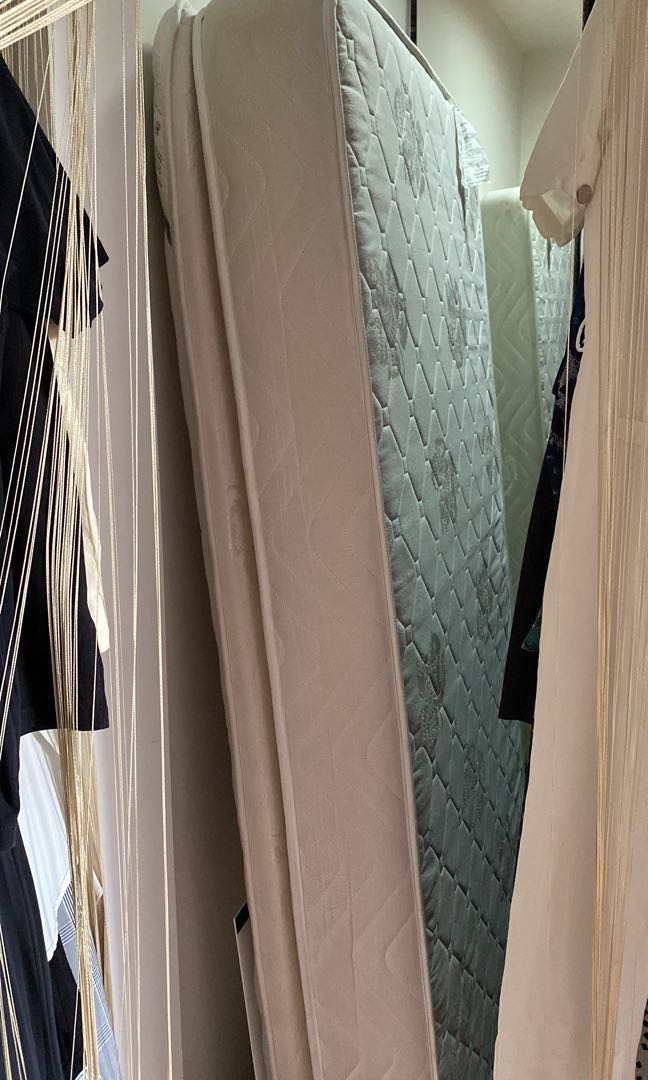 Used Super Single Mattress, Furniture & Home Living, Bedding & Towels ...