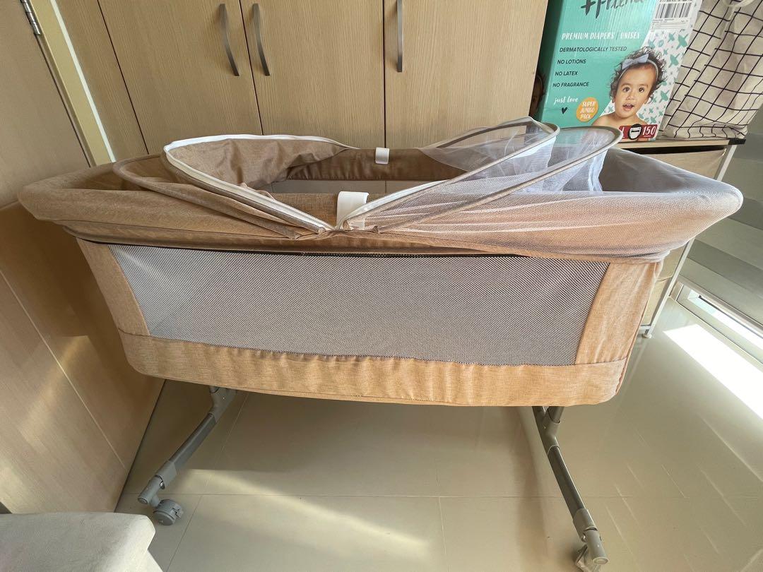 BABY ROCKER CRIB CO-SLEEPER BASSINET WITH MOSQUITO NET, Babies & Kids ...