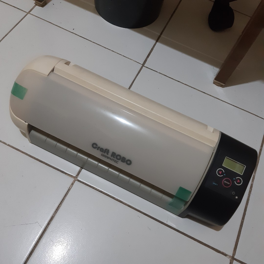 Graphtec Craft Robo Cutting Machine Cutter Plotter, Computers & Tech ...