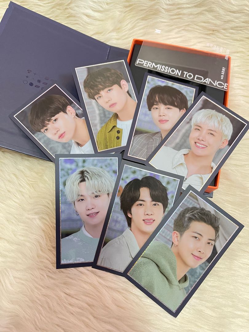 On hand BTS PTD on stage Message Photocard frame, Hobbies & Toys ...