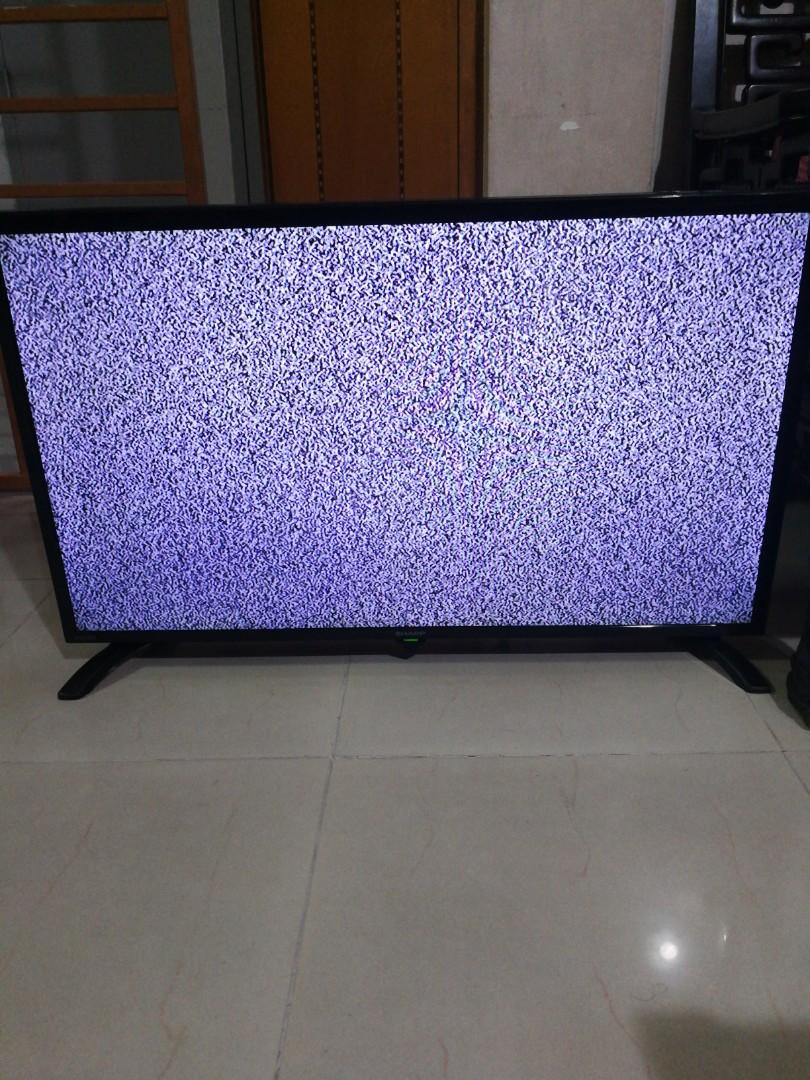 Sharp brand tv, TV & Home Appliances, TV & Entertainment, TV on Carousell