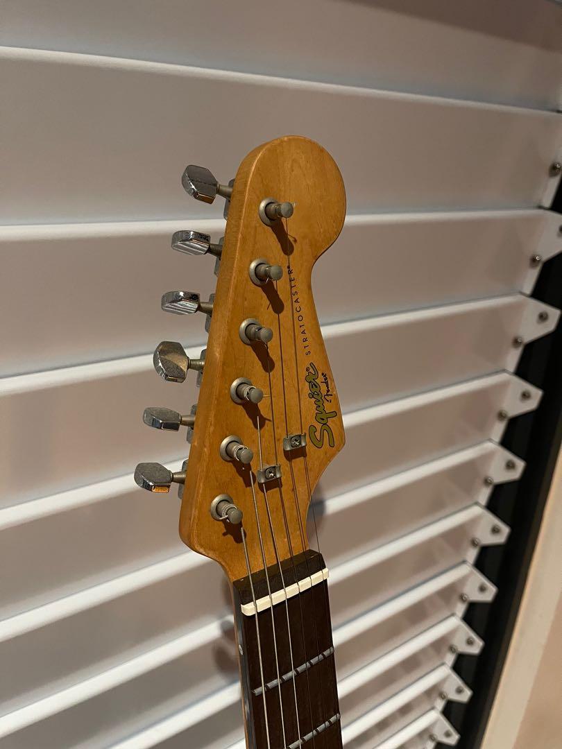 Squier by Fender Stratocaster Electric Guitar and Controller for Rock ...