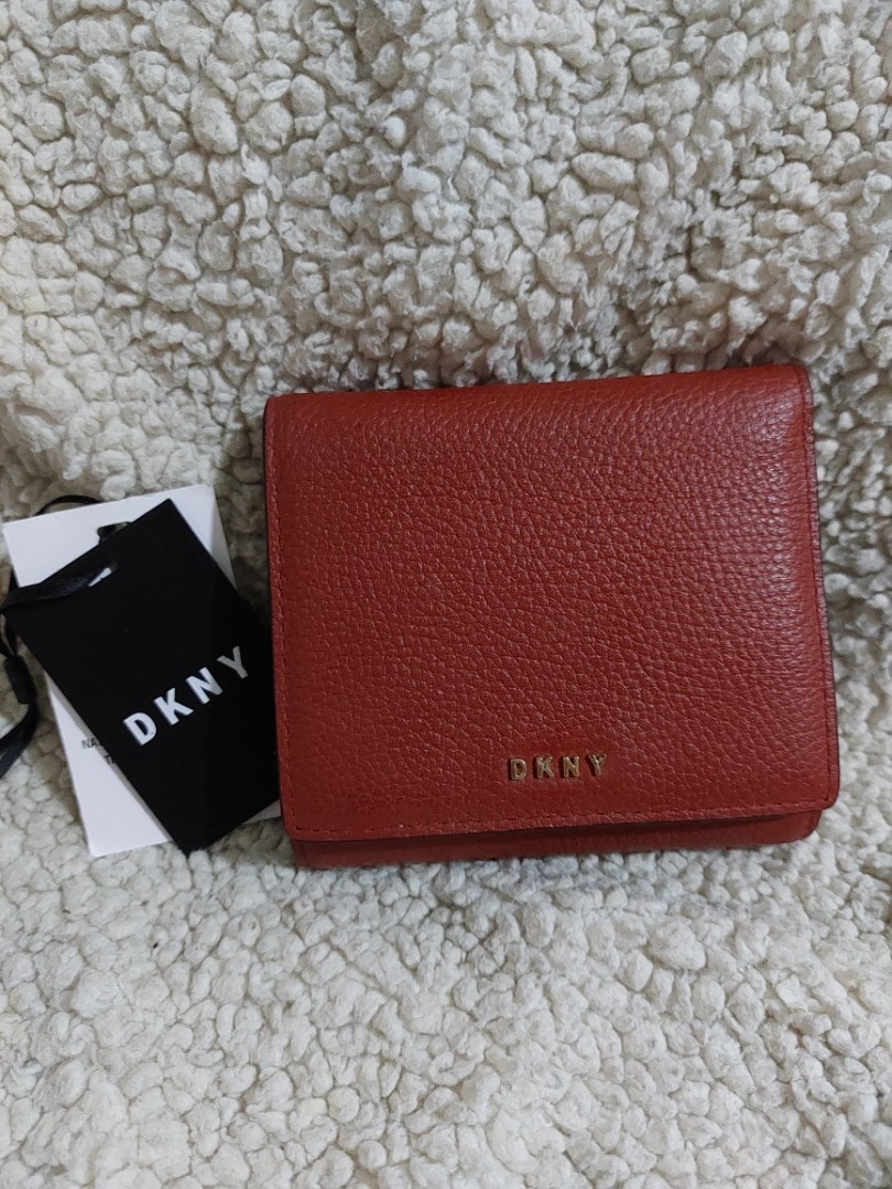 Trifold small red DKNY, Women's Fashion, Bags & Wallets, Wallets & Card ...