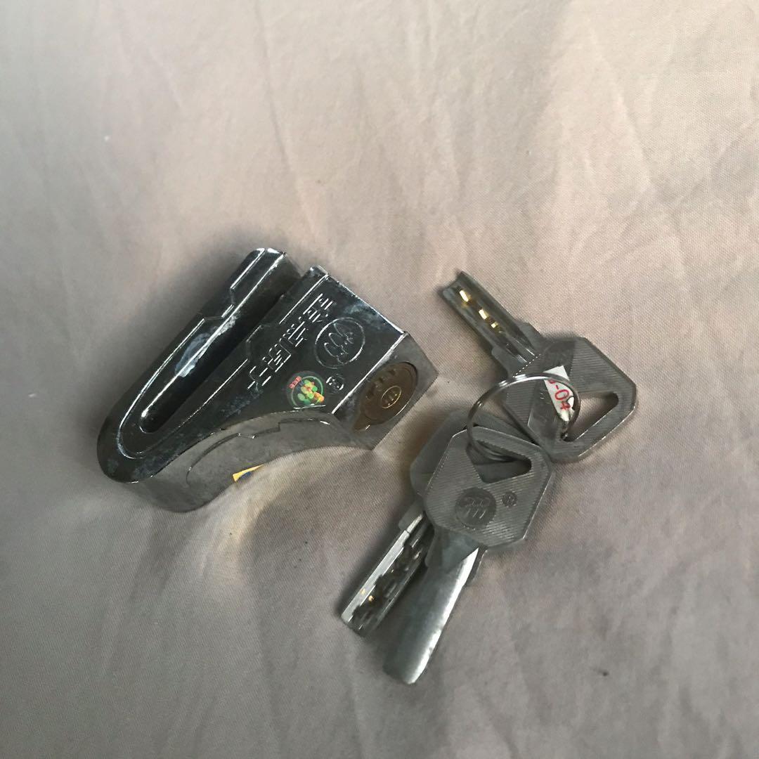 Tyre rim lock, Motorbikes on Carousell
