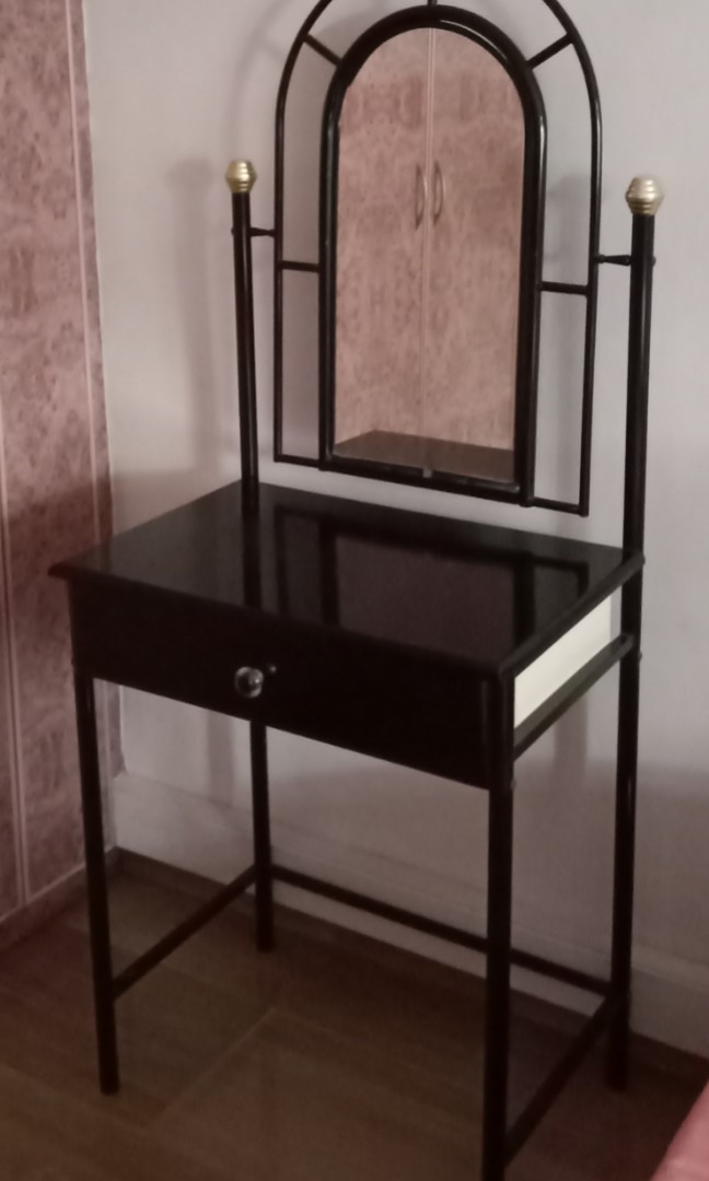 Used Dressing Table, Furniture & Home Living, Furniture, Tables & Sets ...